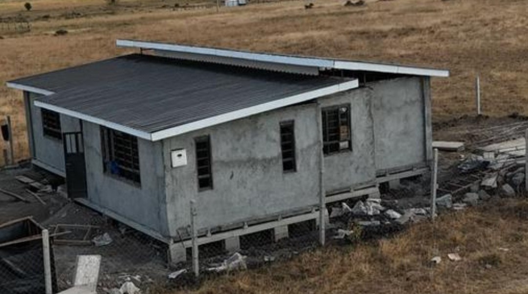 Building With Precast Wall Panels? See 5 Stunning Roof Designs You Will ...